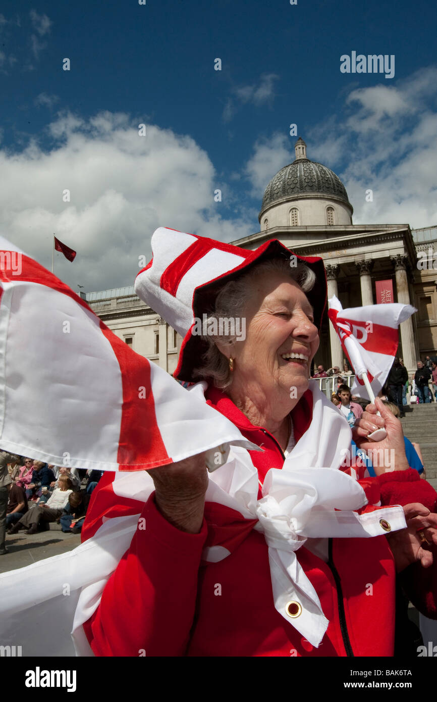Red cross of st george hi-res stock photography and images - Alamy