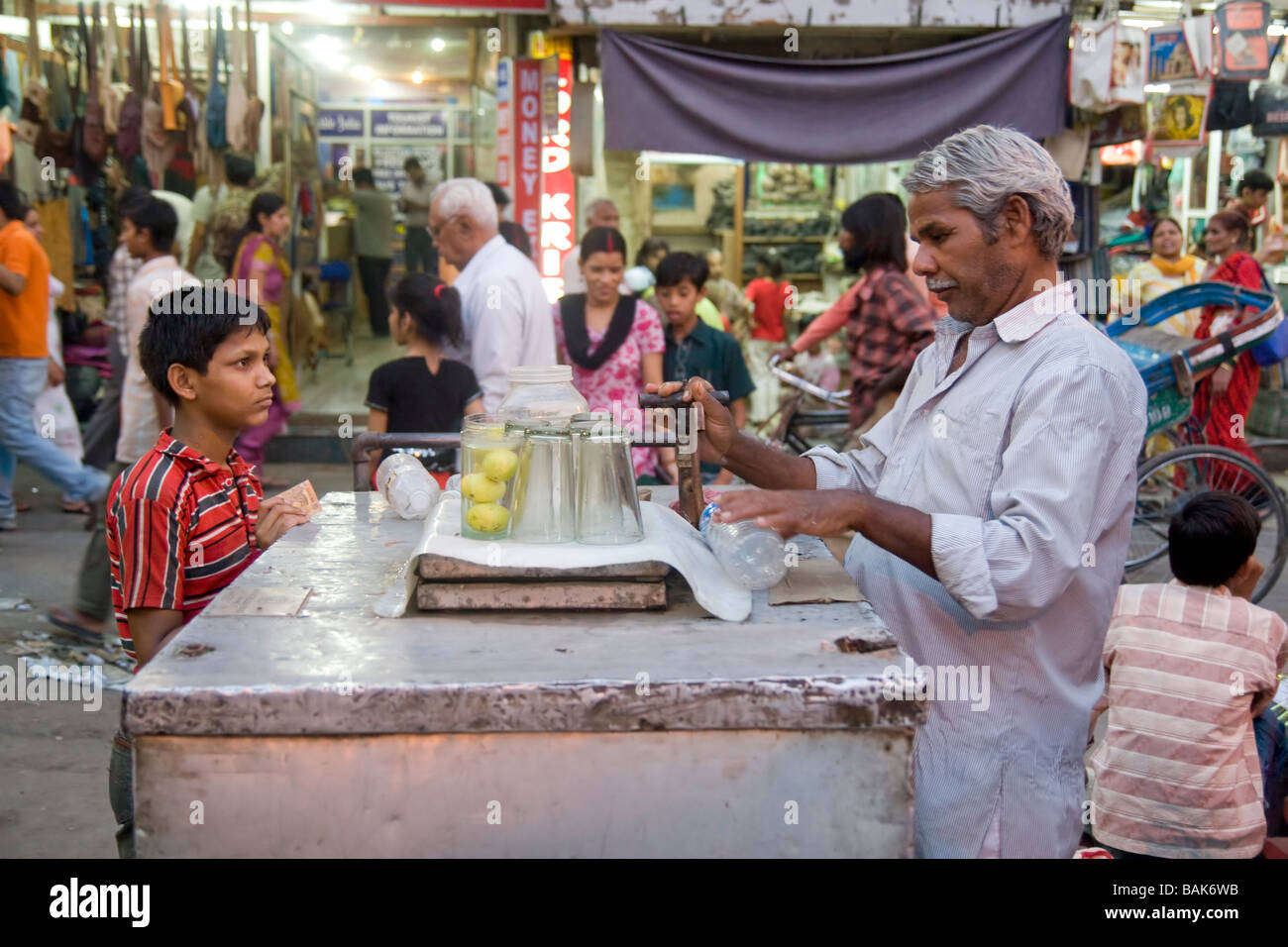 India Delhi The Main Bazaar area in Delhi Stock Photo - Alamy