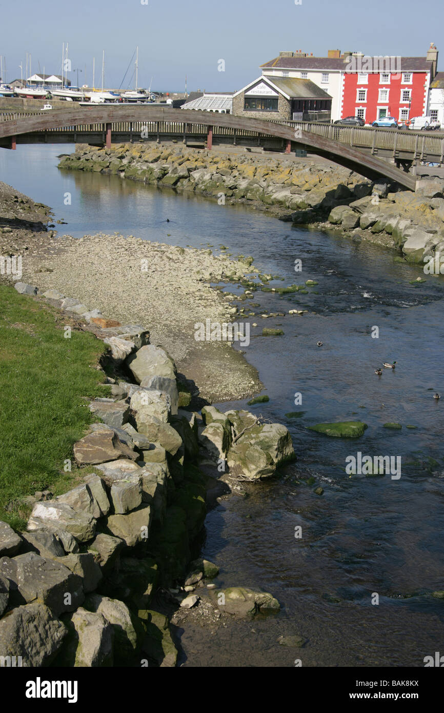 Town of Aberaeron, Wales. Wooden bridge over the River Aeron with ...