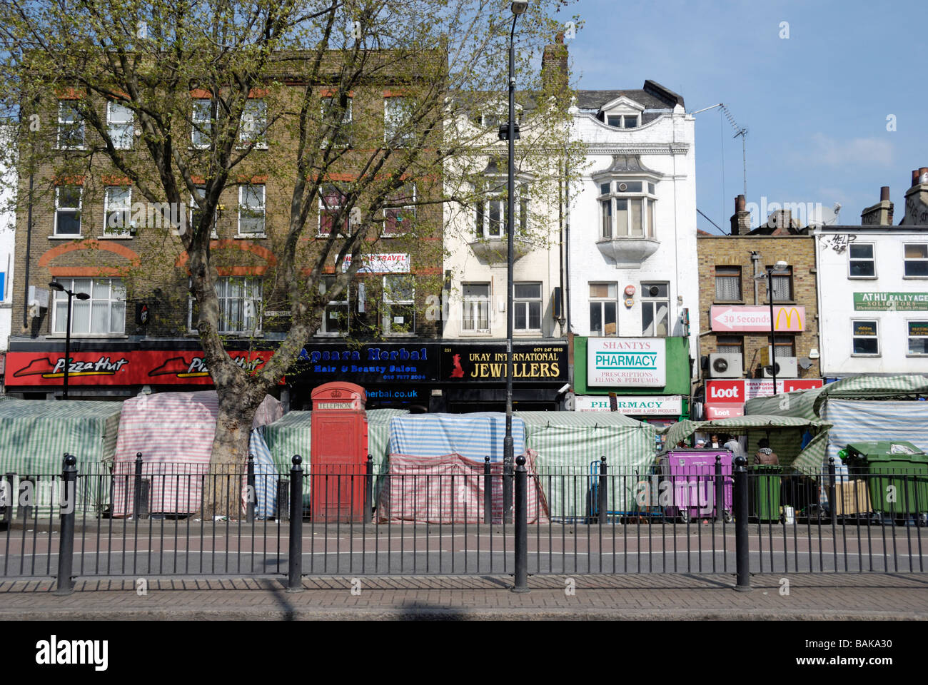 Whitechapel Road Whitechapel London Stock Photo - Alamy