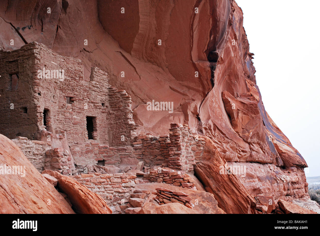 Ancestral Puebloan cliff dwelling, Lower Butler Wash, Utah Stock Photo ...