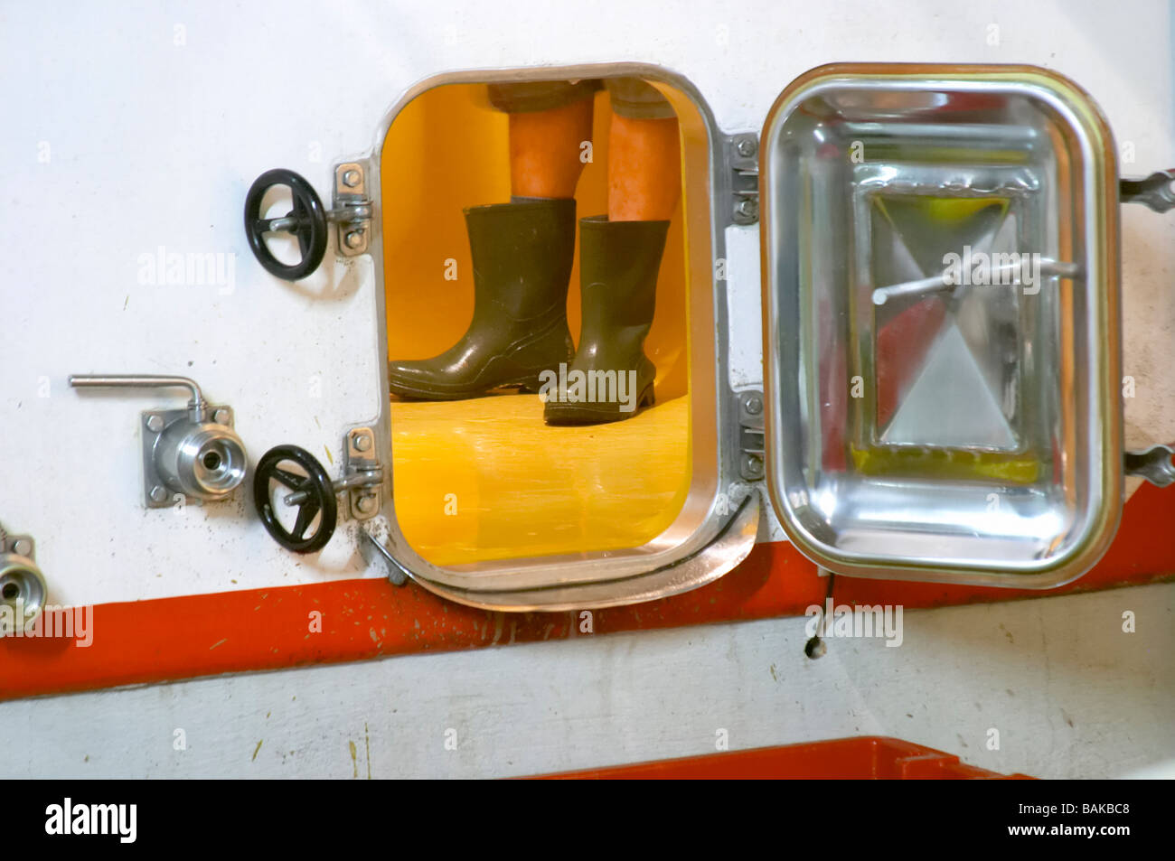 Tank opening inside hi-res stock photography and images - Alamy