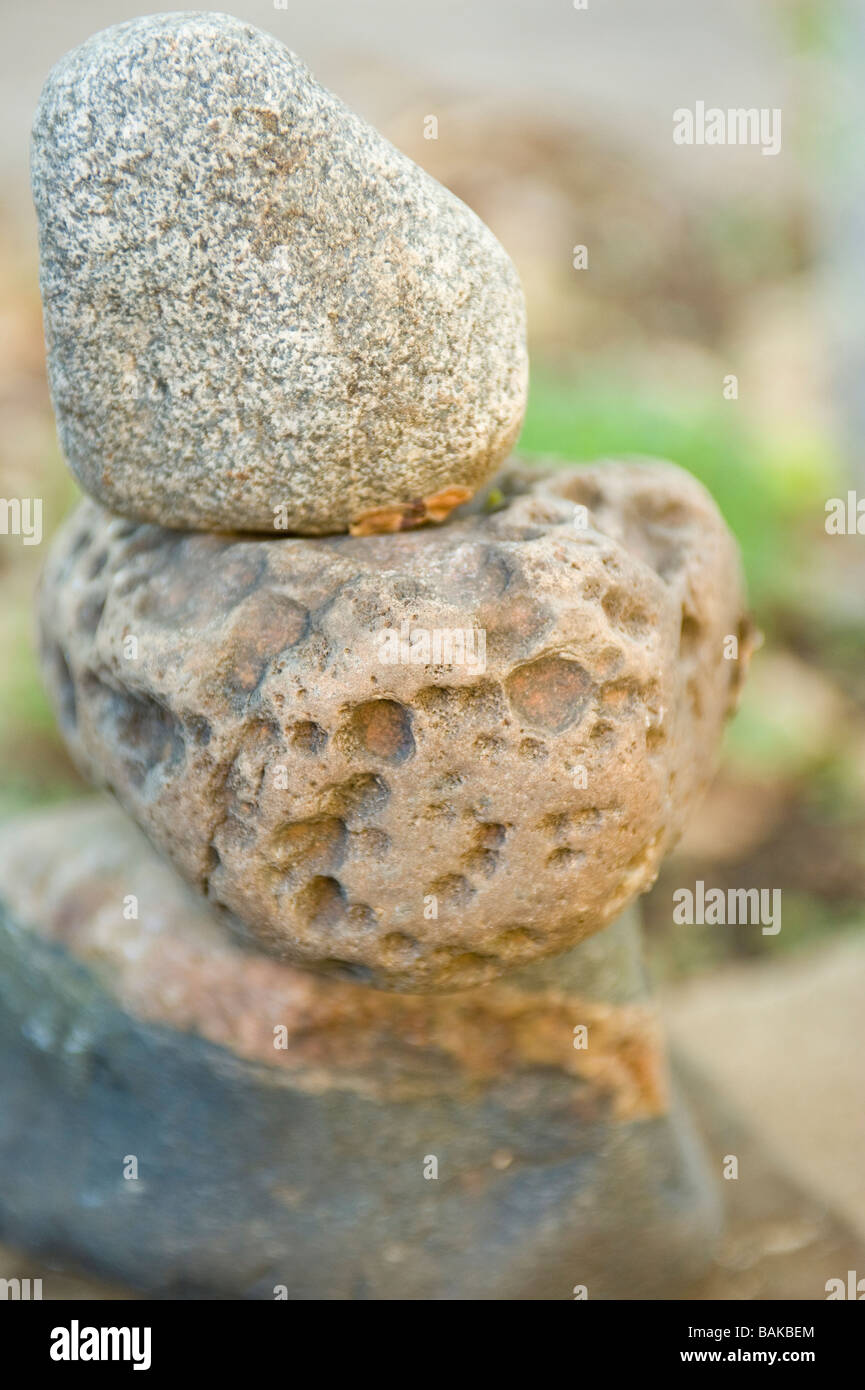 Stacked rocks rock sculpture hi-res stock photography and images - Alamy