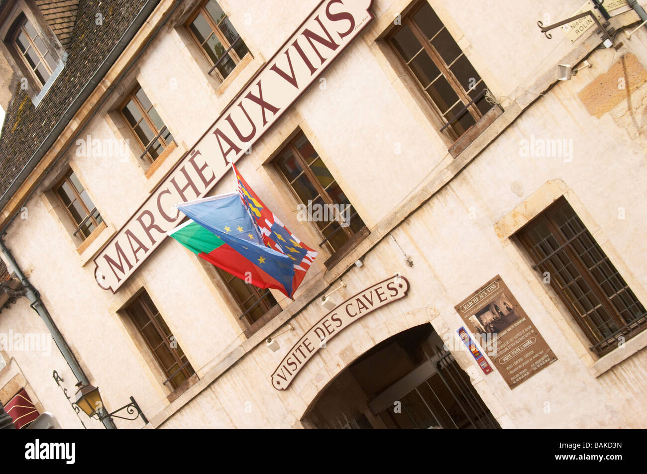 Beaune market hi-res stock photography and images - Alamy