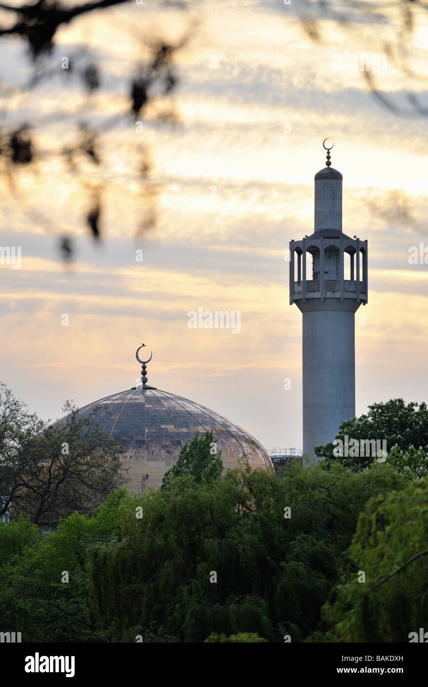 The regents crescents hi-res stock photography and images - Alamy