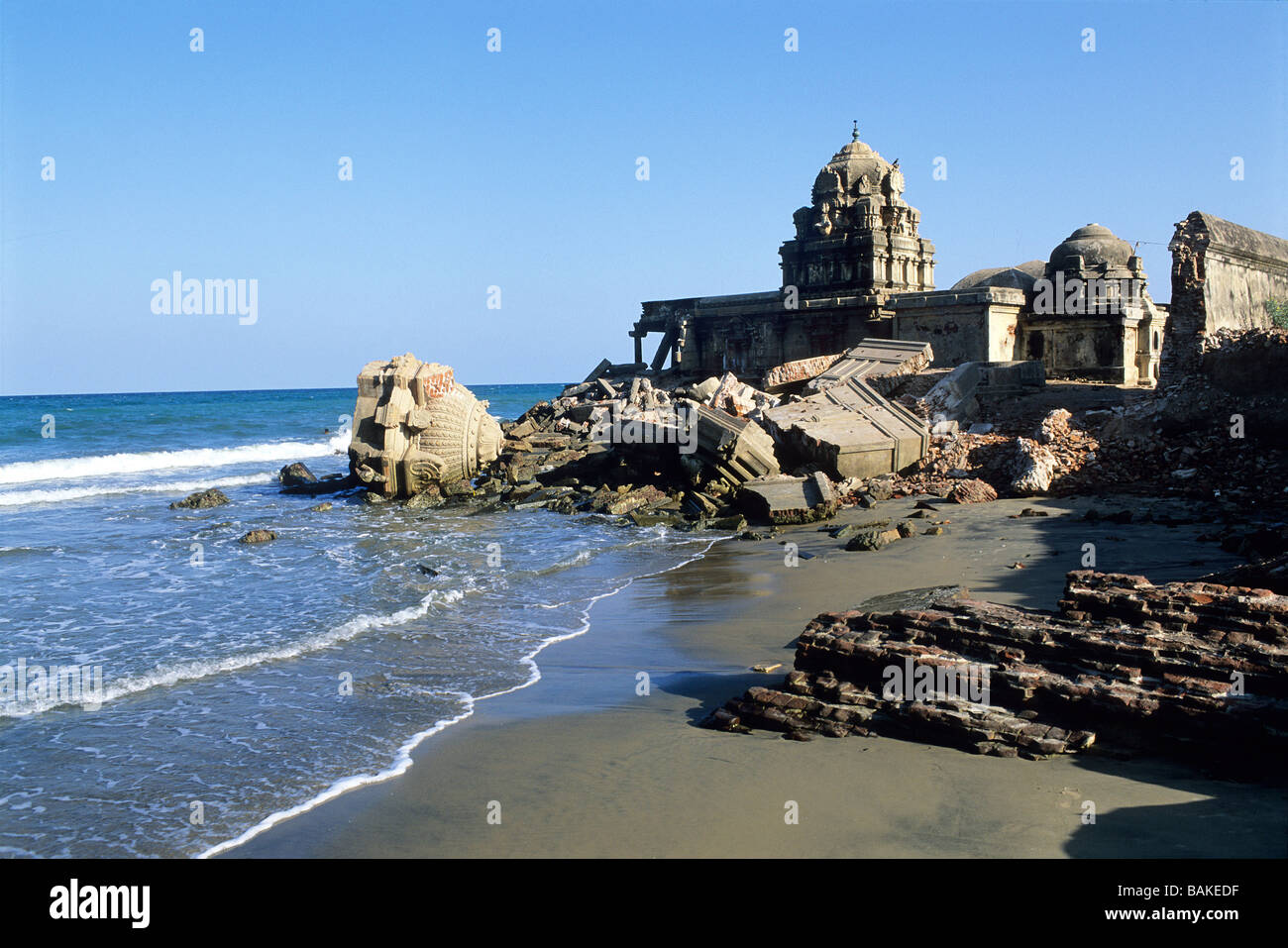 India, Tamil Nadu State, Tranquebar (Tarangambadi), ruined temple Stock ...