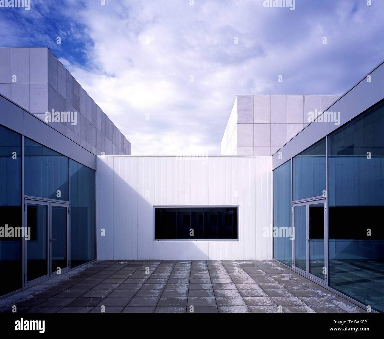 De Kunstlinie, Almere, Netherlands, Sanaa Kazuyo Sejima + Ryue ...