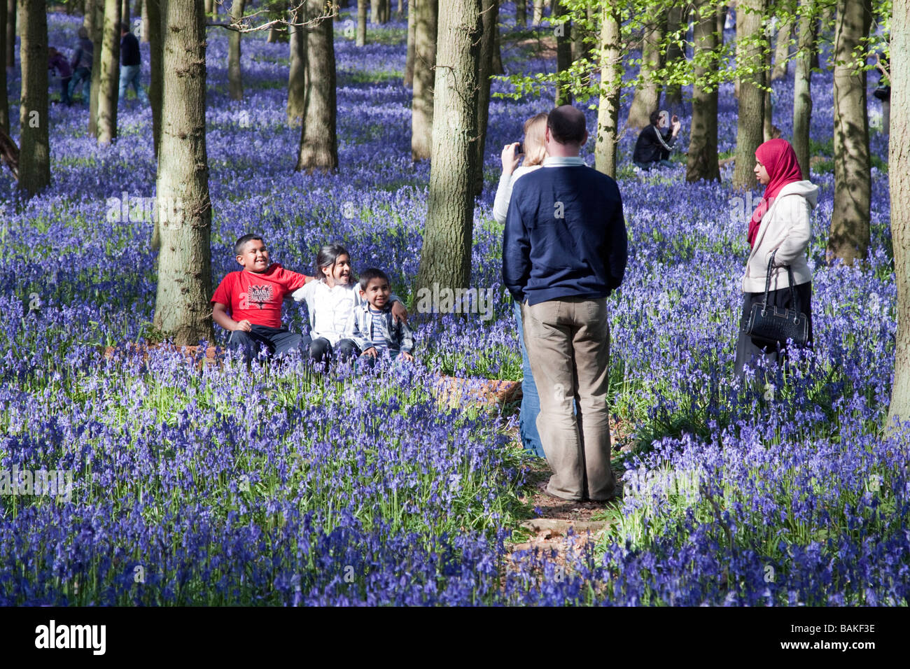 English men women children hi-res stock photography and images - Alamy