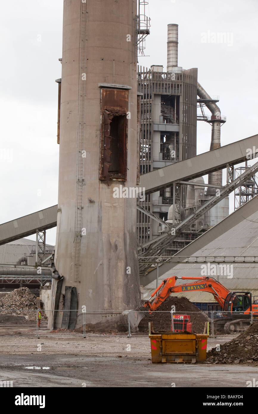Clitheroe cement works hi-res stock photography and images - Alamy