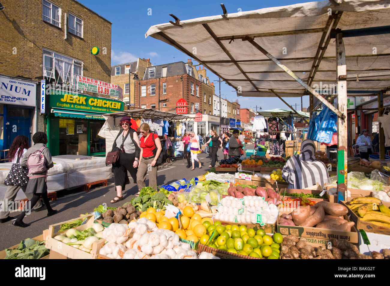 Chapel market islington hi-res stock photography and images - Alamy