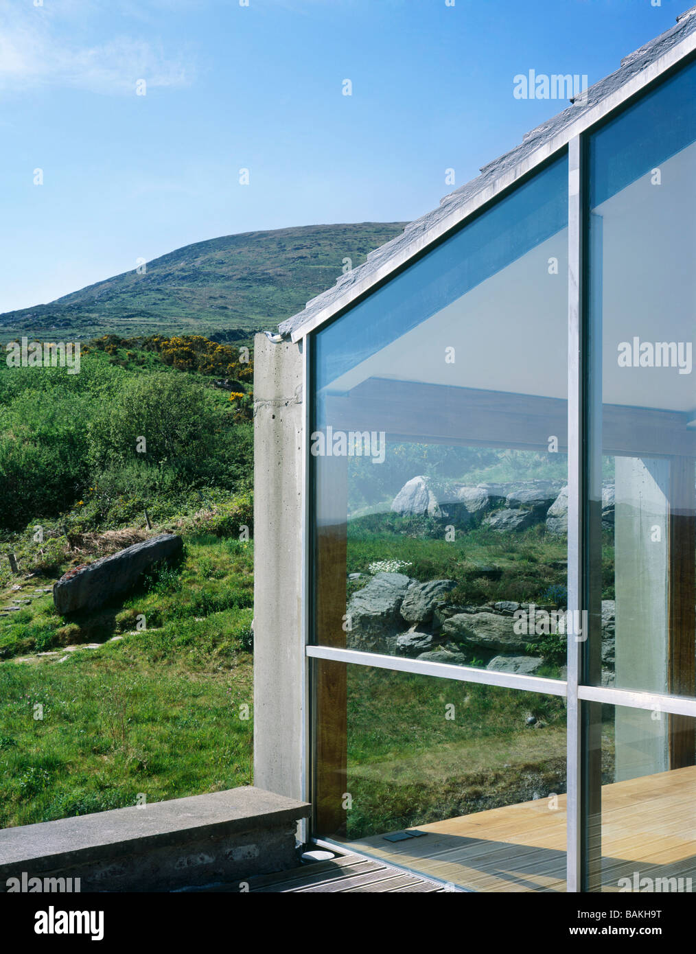 DANE HOUSE, SIMON WALKER ARCHITECTS, KERRY, IRELAND Stock Photo - Alamy