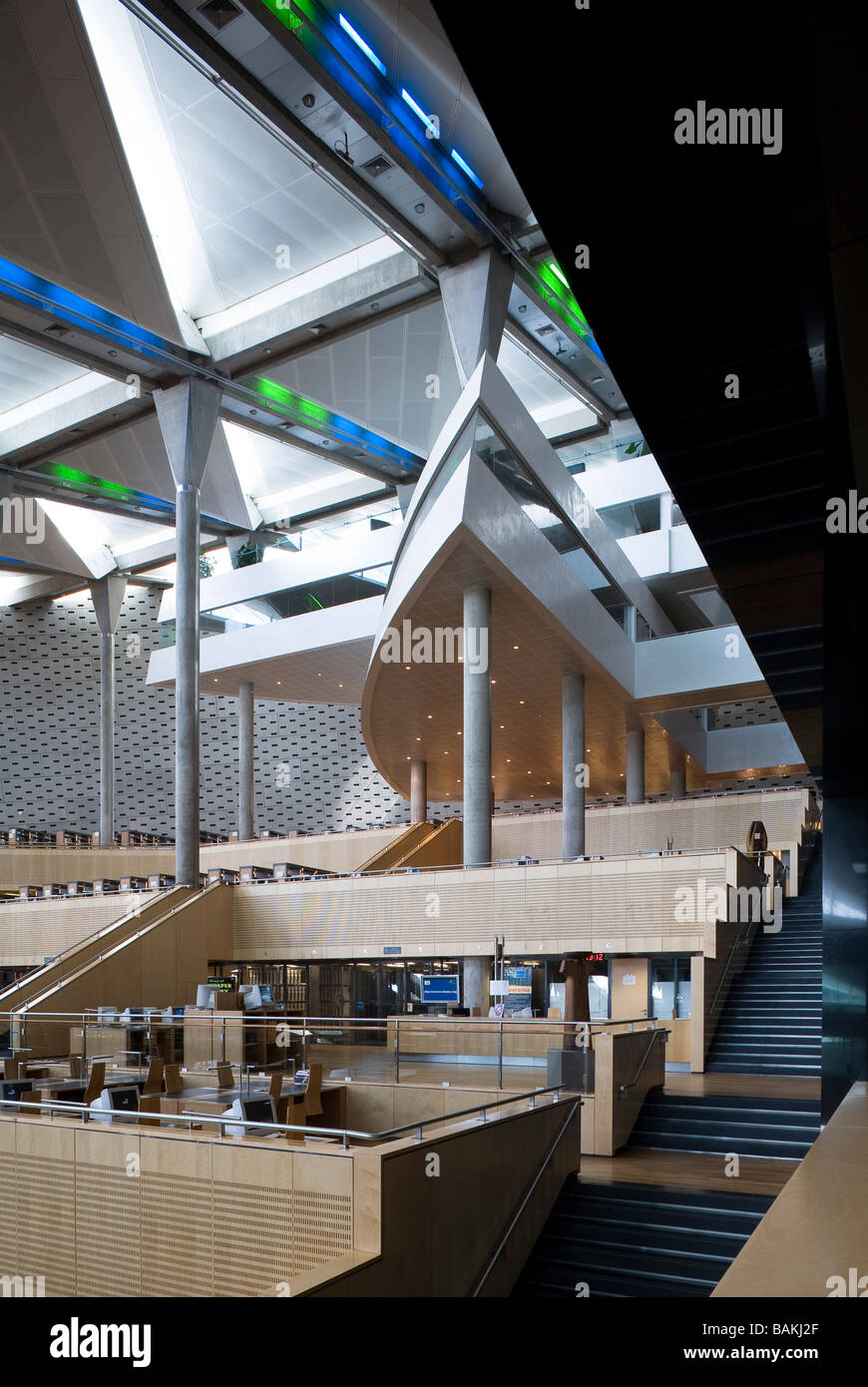 ALEXANDRIA LIBRARY, SNOHETTA, ALEXANDRIA, EGYPT Stock Photo - Alamy