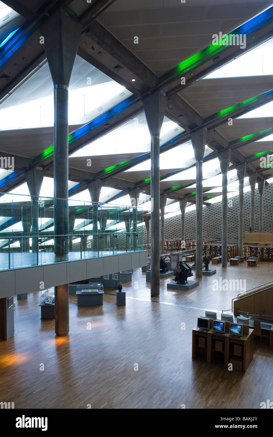 ALEXANDRIA LIBRARY, SNOHETTA, ALEXANDRIA, EGYPT Stock Photo - Alamy