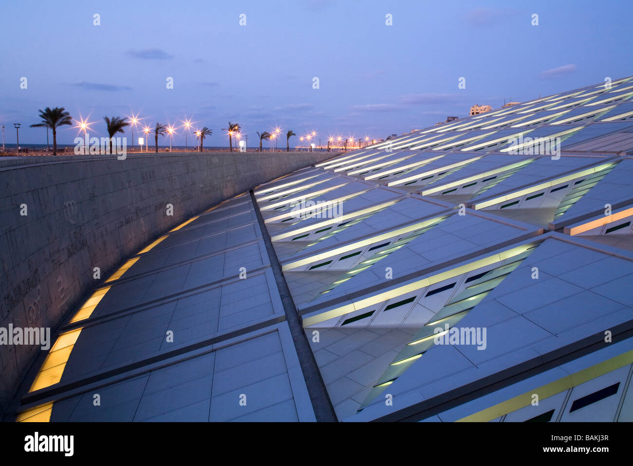 Alexandria library snohetta alexandria egypt hi-res stock photography ...