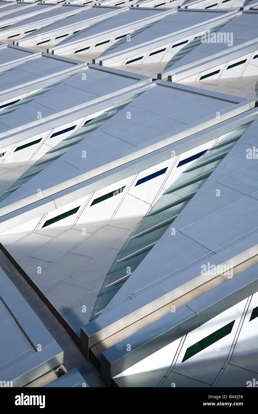 ALEXANDRIA LIBRARY, SNOHETTA, ALEXANDRIA, EGYPT Stock Photo - Alamy