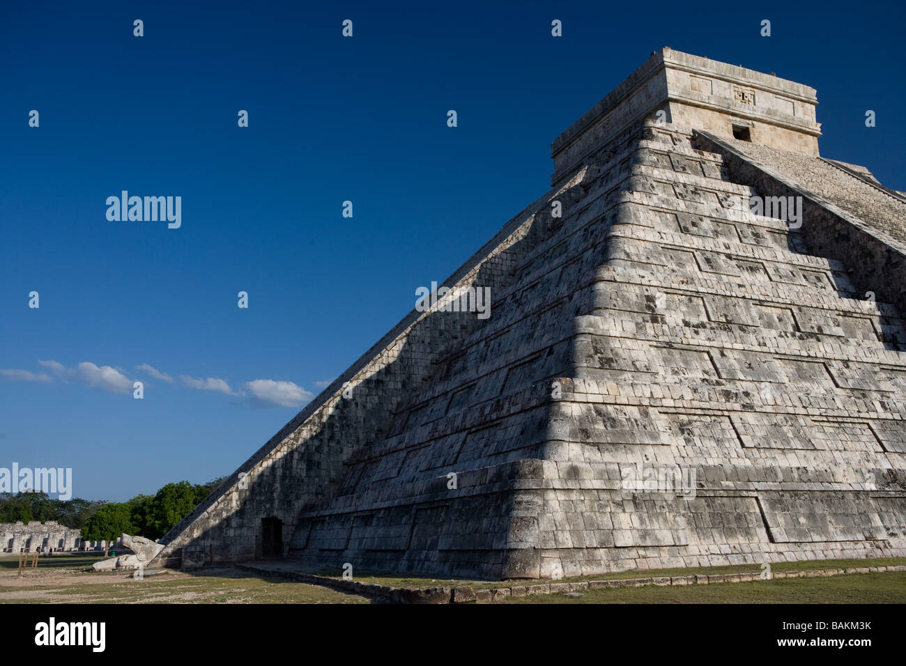 El castillo equinox hi-res stock photography and images - Alamy