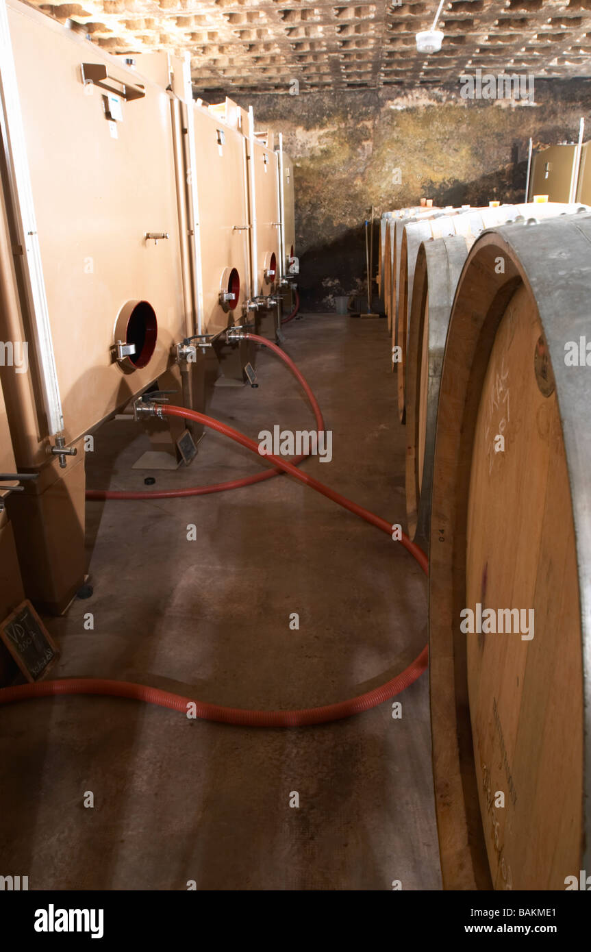 Wooden tanks hi-res stock photography and images - Alamy