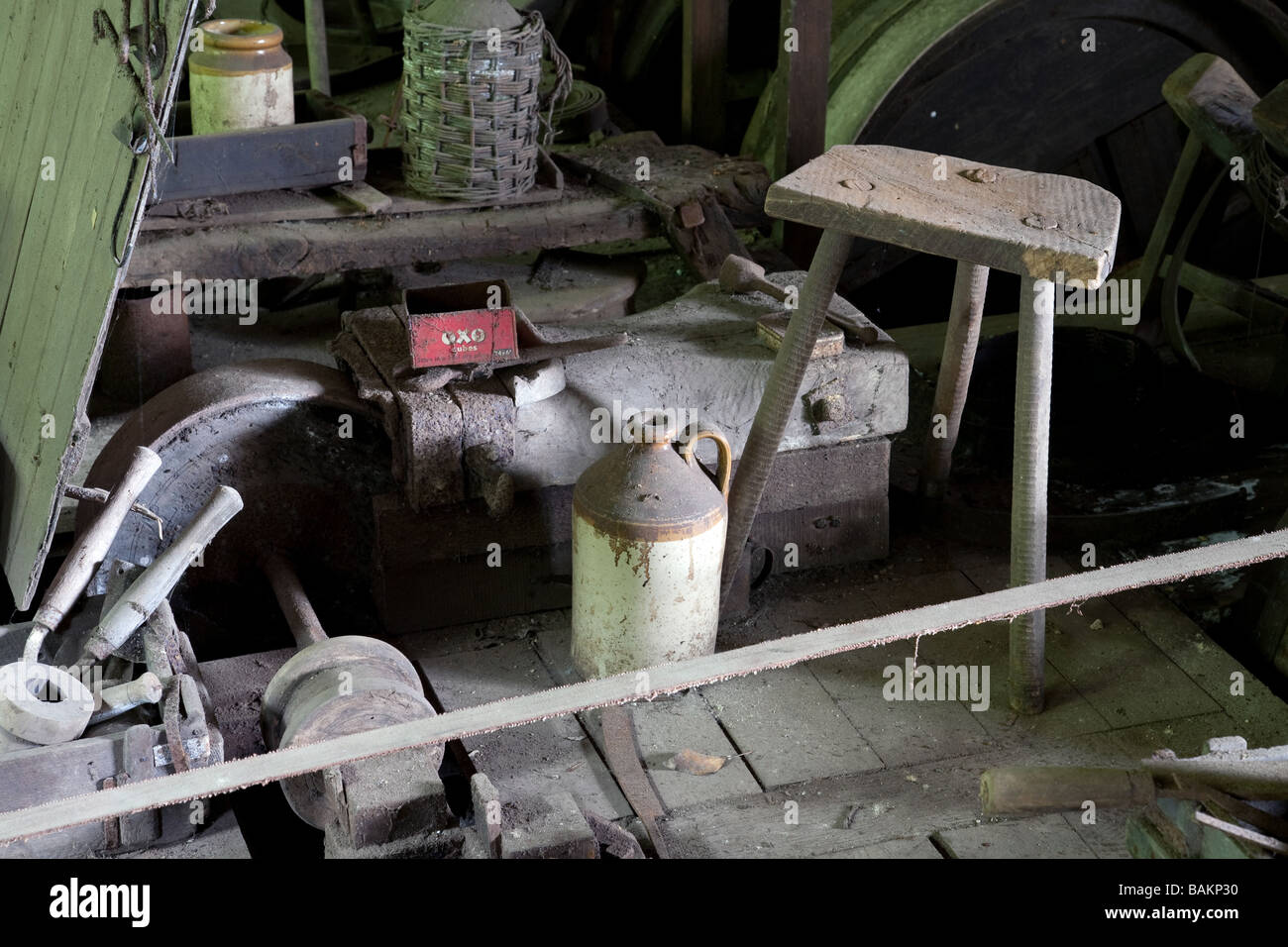 Sheffield grinding workshop hi-res stock photography and images - Alamy