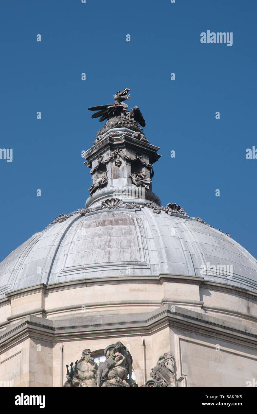 Cardiff City hall Stock Photo - Alamy