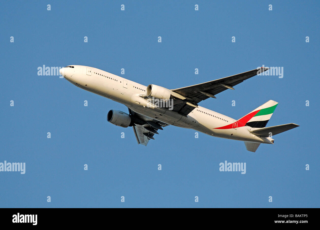 Emirates airlines logo hi-res stock photography and images - Alamy
