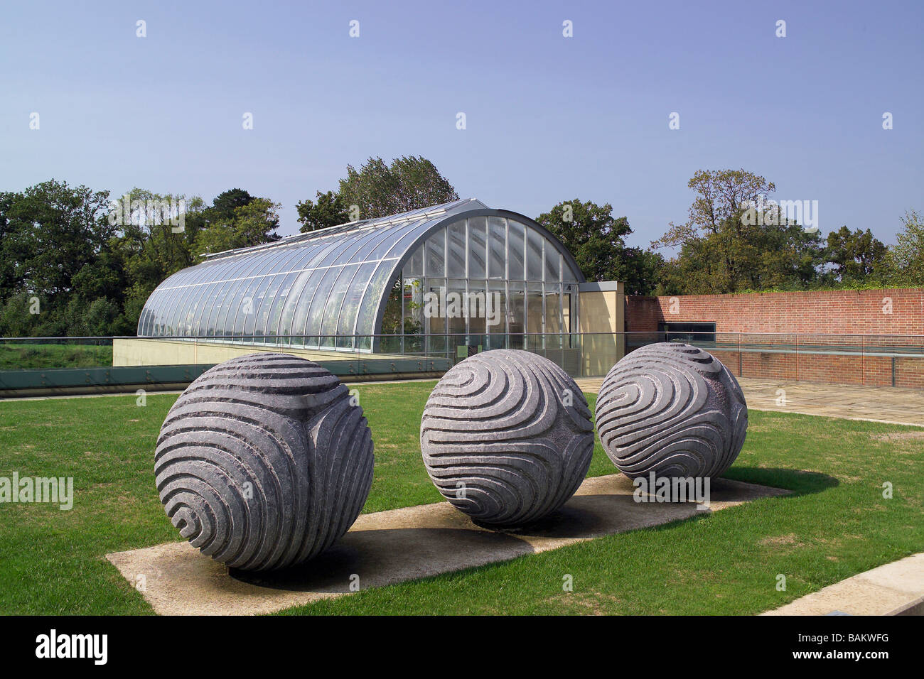 Kew bank hi-res stock photography and images - Alamy