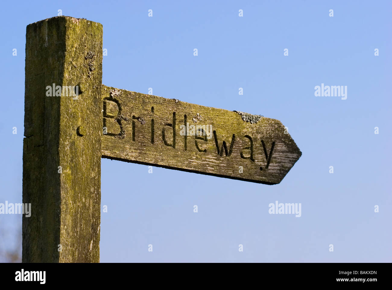 Blue public bridleway sign hi-res stock photography and images - Alamy