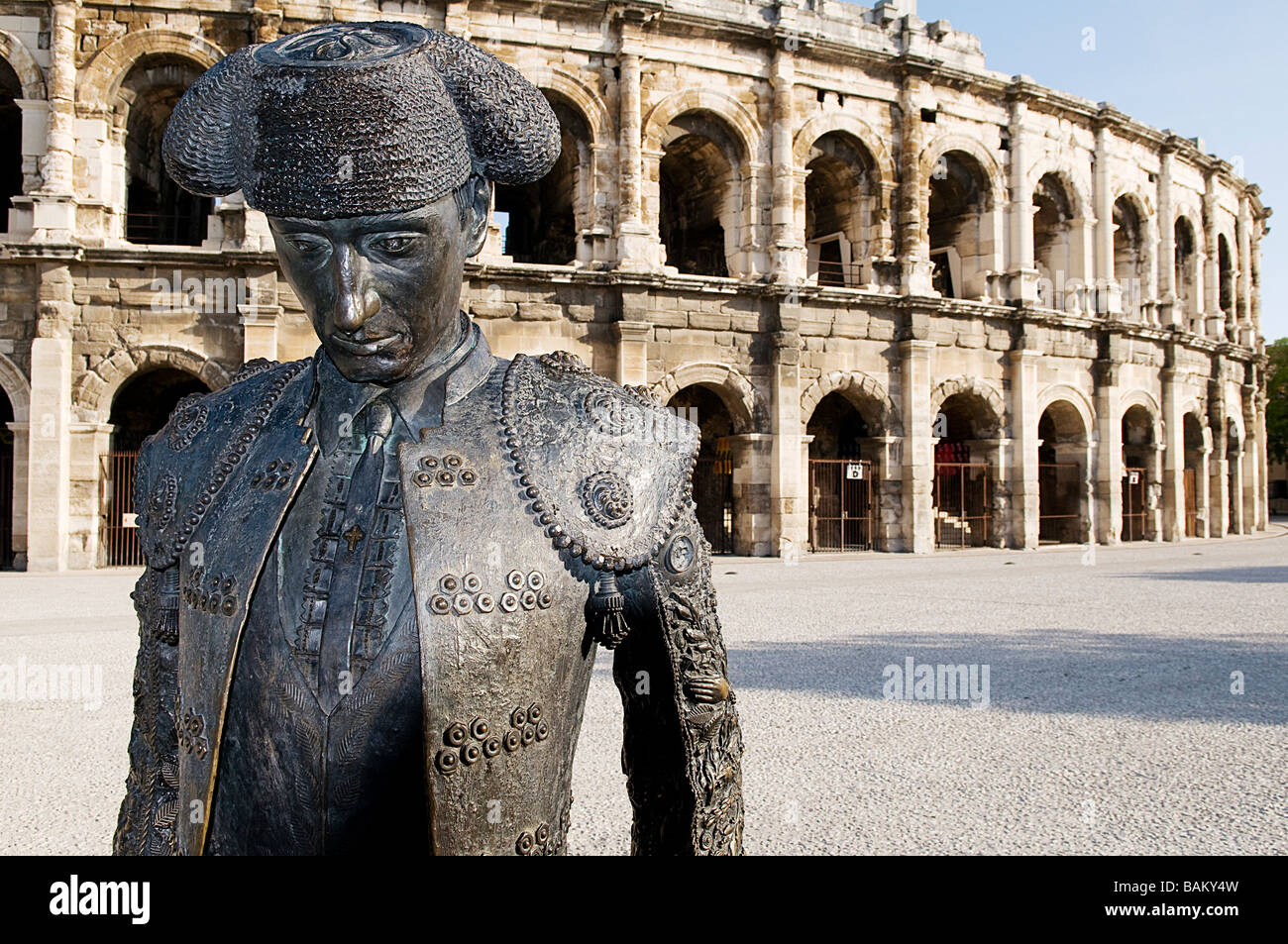 Bullfighting gard nîmes languedoc roussillon france hi-res stock ...