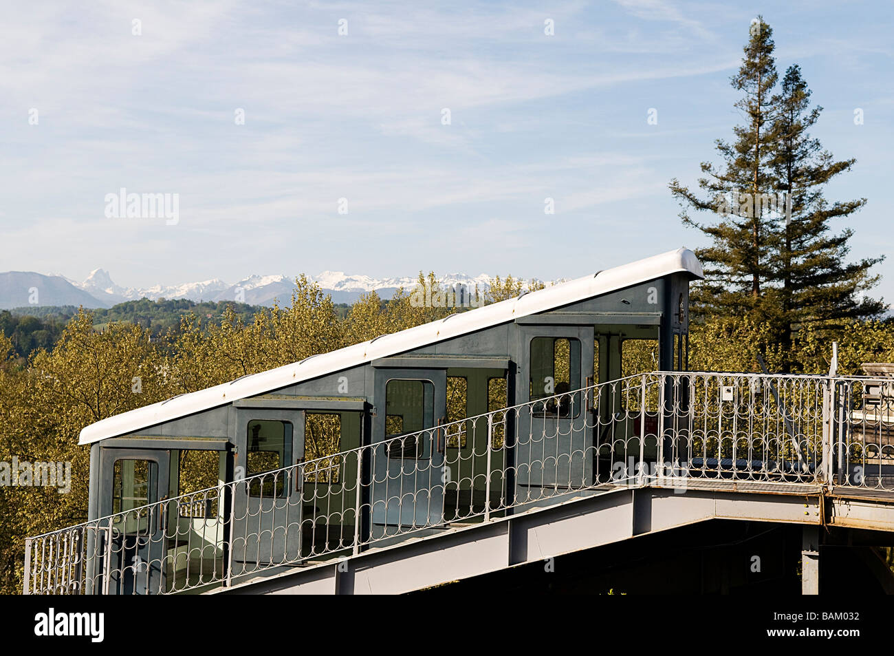France, Pyrenees Atlantiques, Bearn, Pau, cable car Stock Photo - Alamy