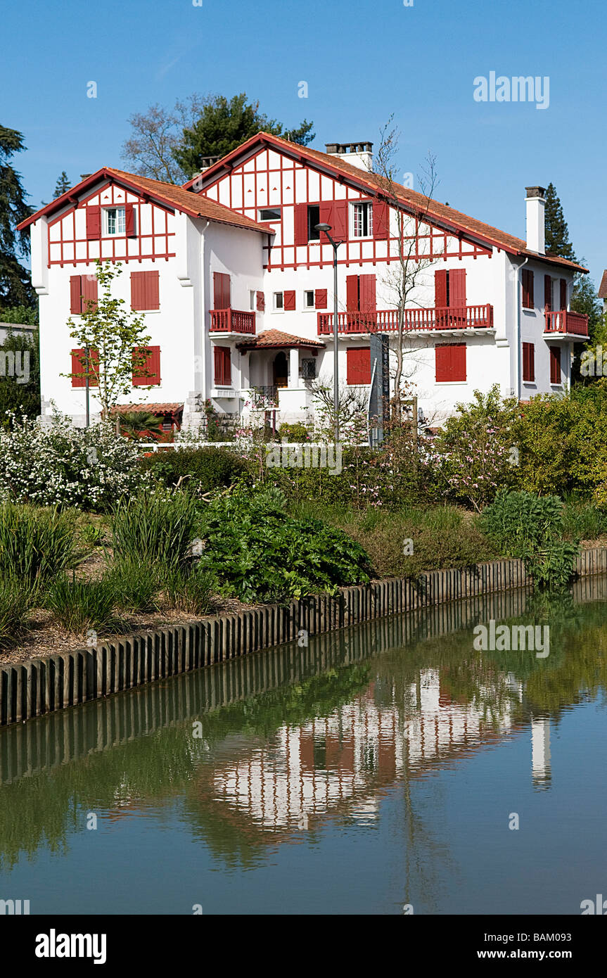 France, Pyrenees Atlantiques, Bearn, Pau, traditionnal architecture ...