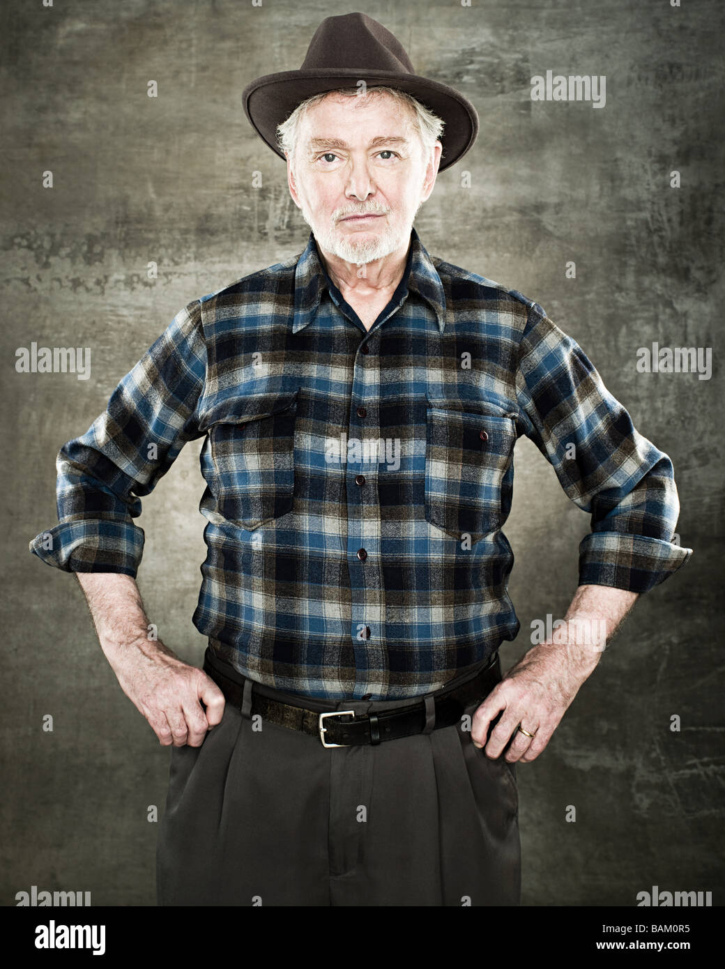 Portrait of a senior man Stock Photo - Alamy