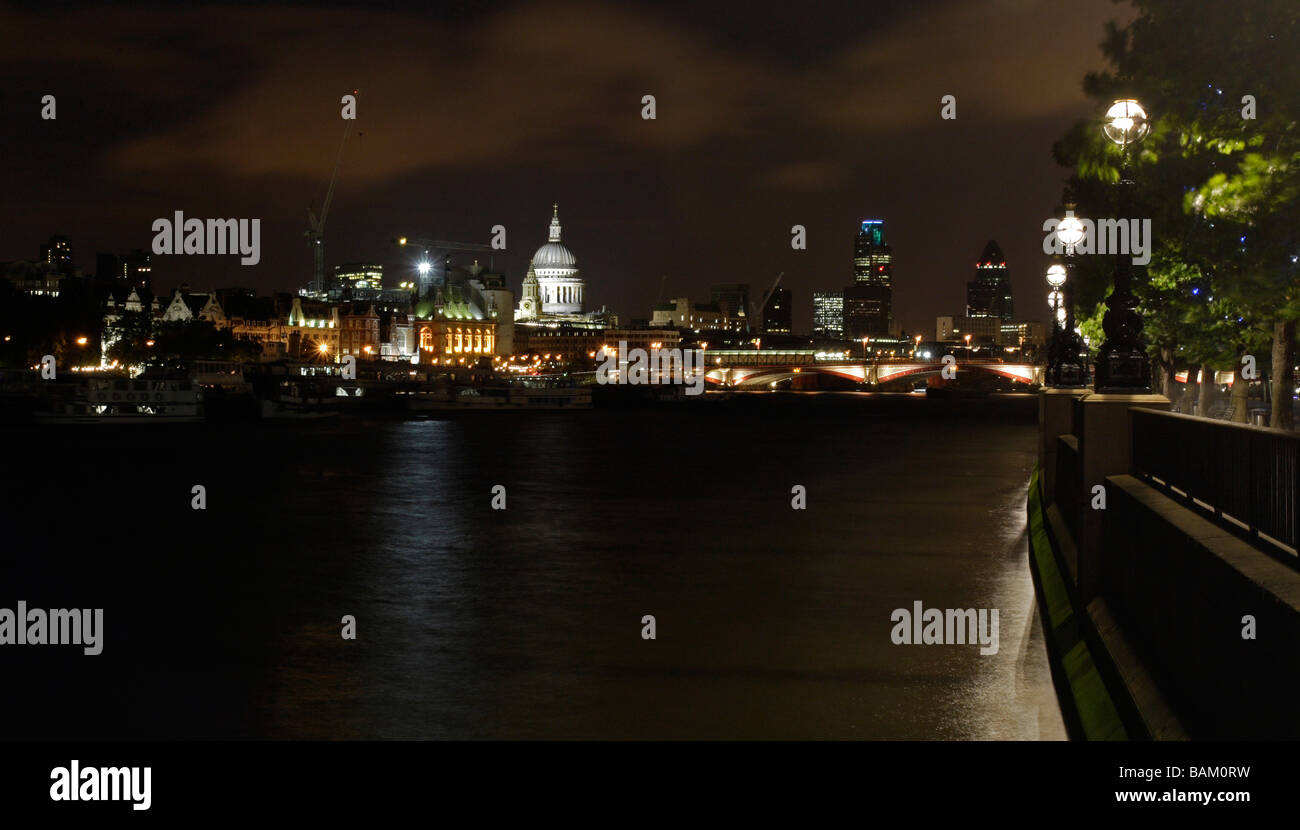 St. Pauls Cathedral London at night from South Bank Stock Photo - Alamy