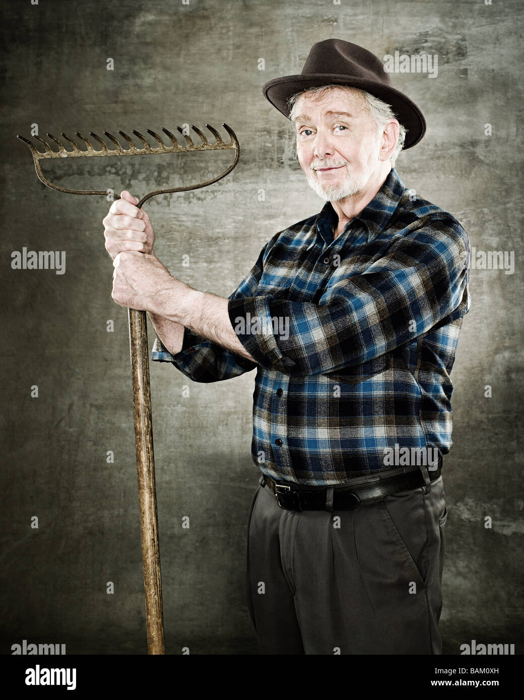 Old farmer studio hi-res stock photography and images - Alamy