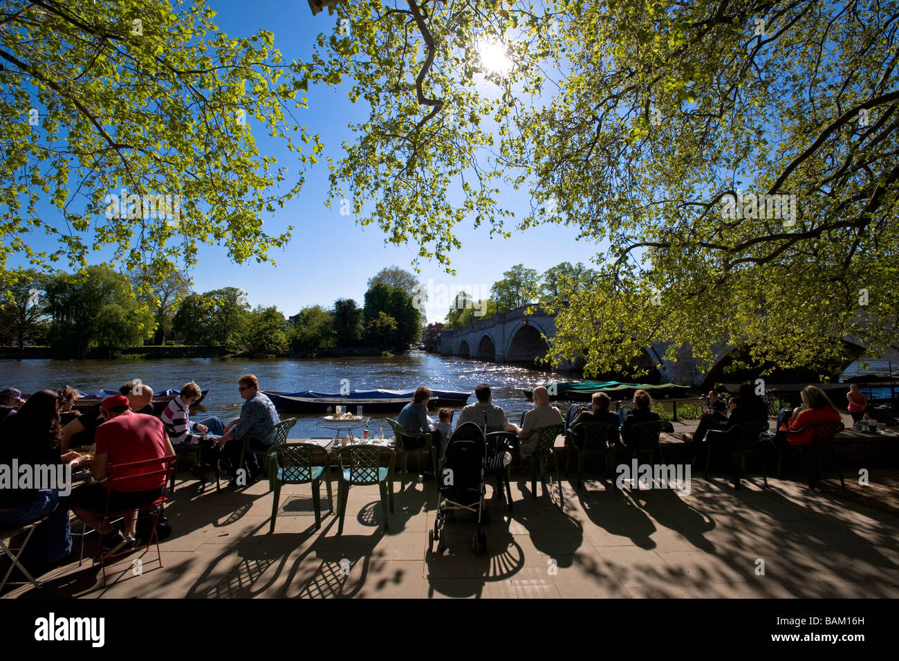 London richmond river hi-res stock photography and images - Alamy