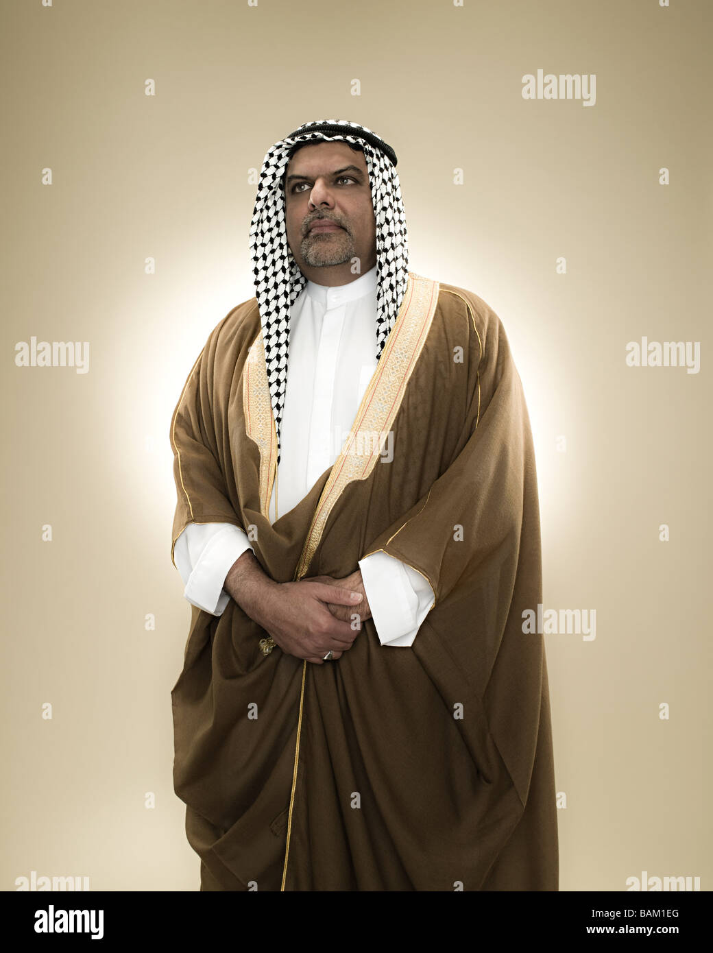 Older muslim man hi-res stock photography and images - Alamy