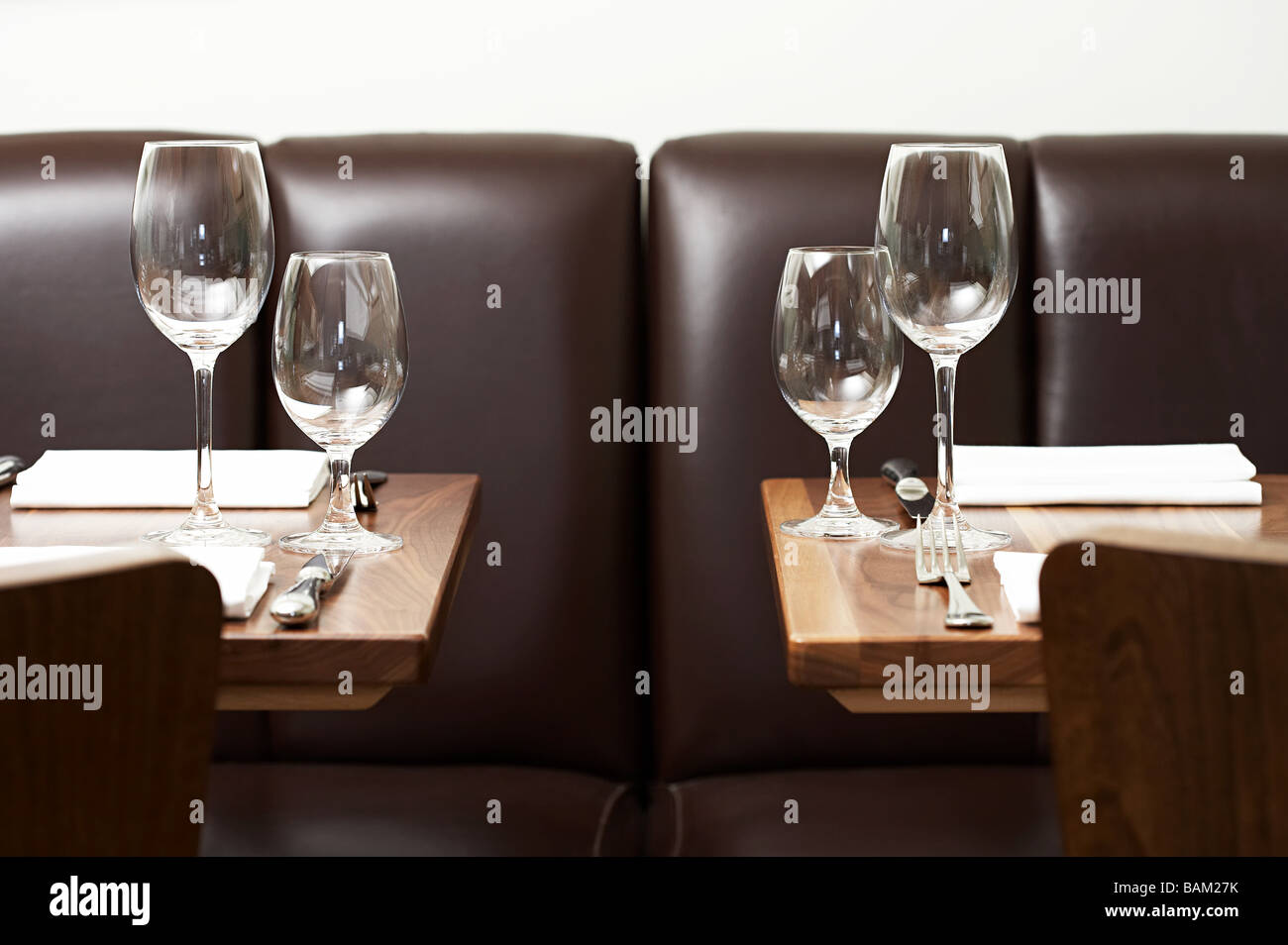 A table at a restaurant Stock Photo - Alamy