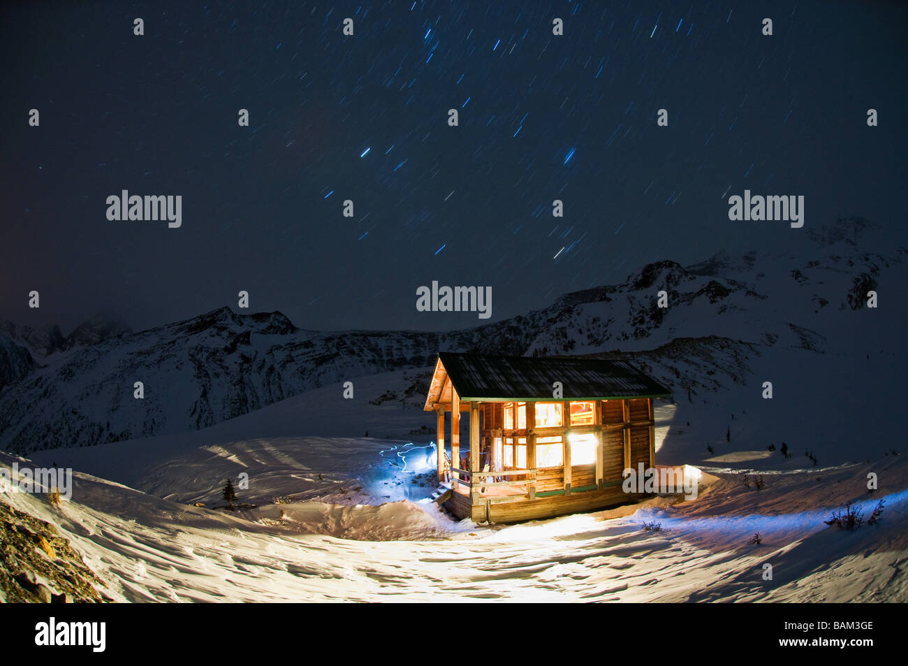 A hut at night Stock Photo - Alamy