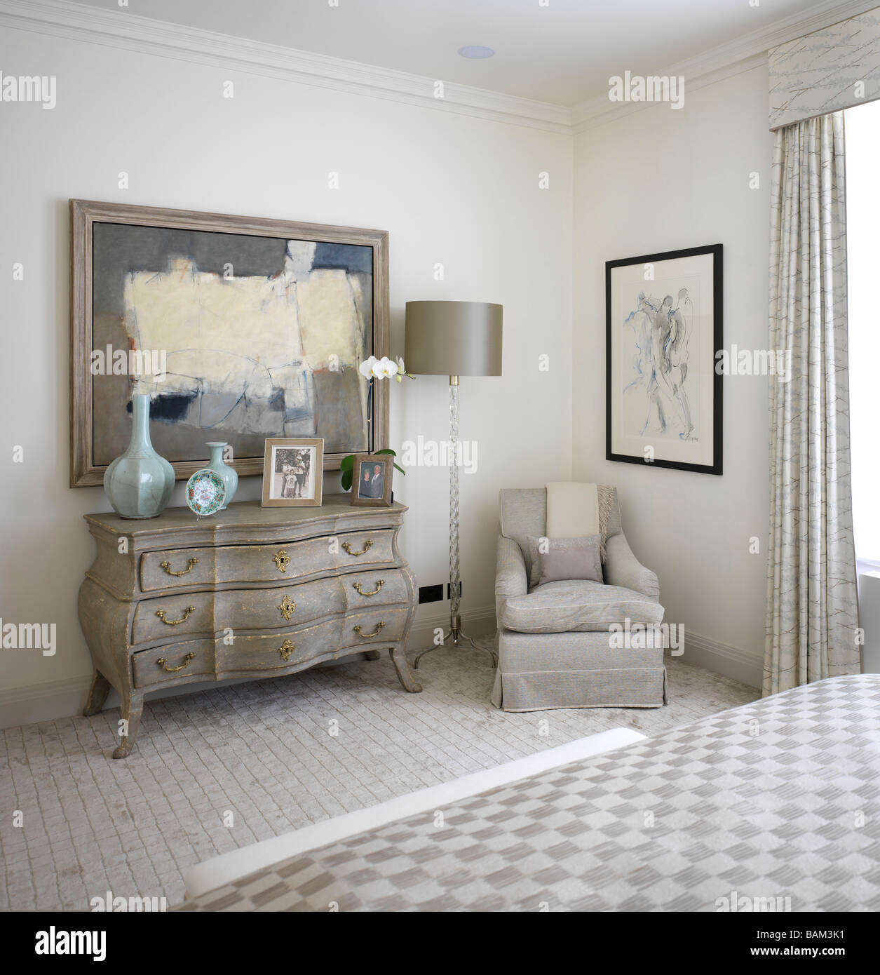 UPPER ADDISON GARDENS, THORP, LONDON, UNITED KINGDOM Stock Photo - Alamy