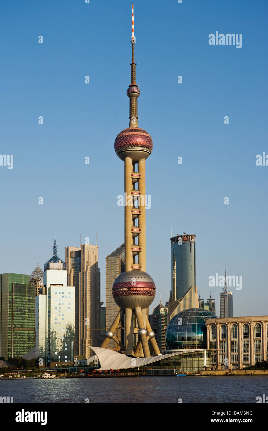 Oriental pearl tower hi-res stock photography and images - Alamy