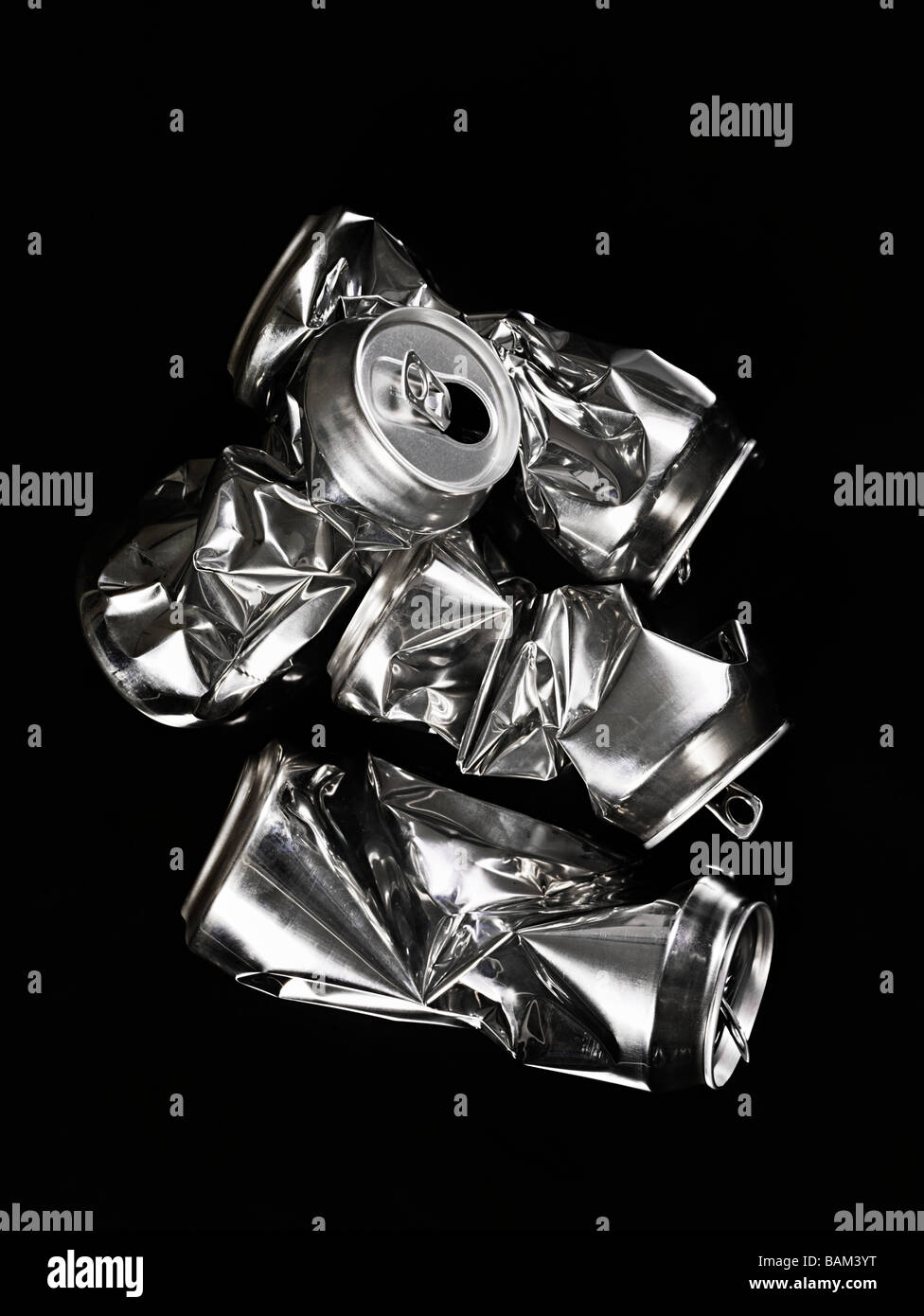 Crumpled Tin Can High Resolution Stock Photography and Images - Alamy