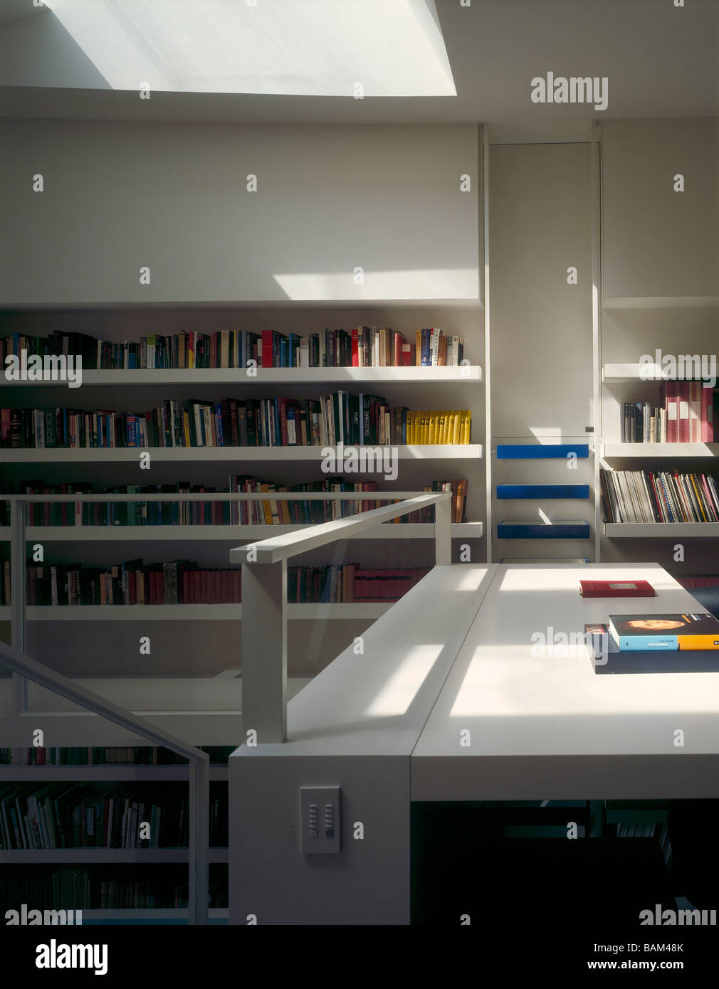 PRIVATE LIBRARY, TIMOTHY HATTON ARCHITECTS, LONDON, UNITED KINGDOM ...