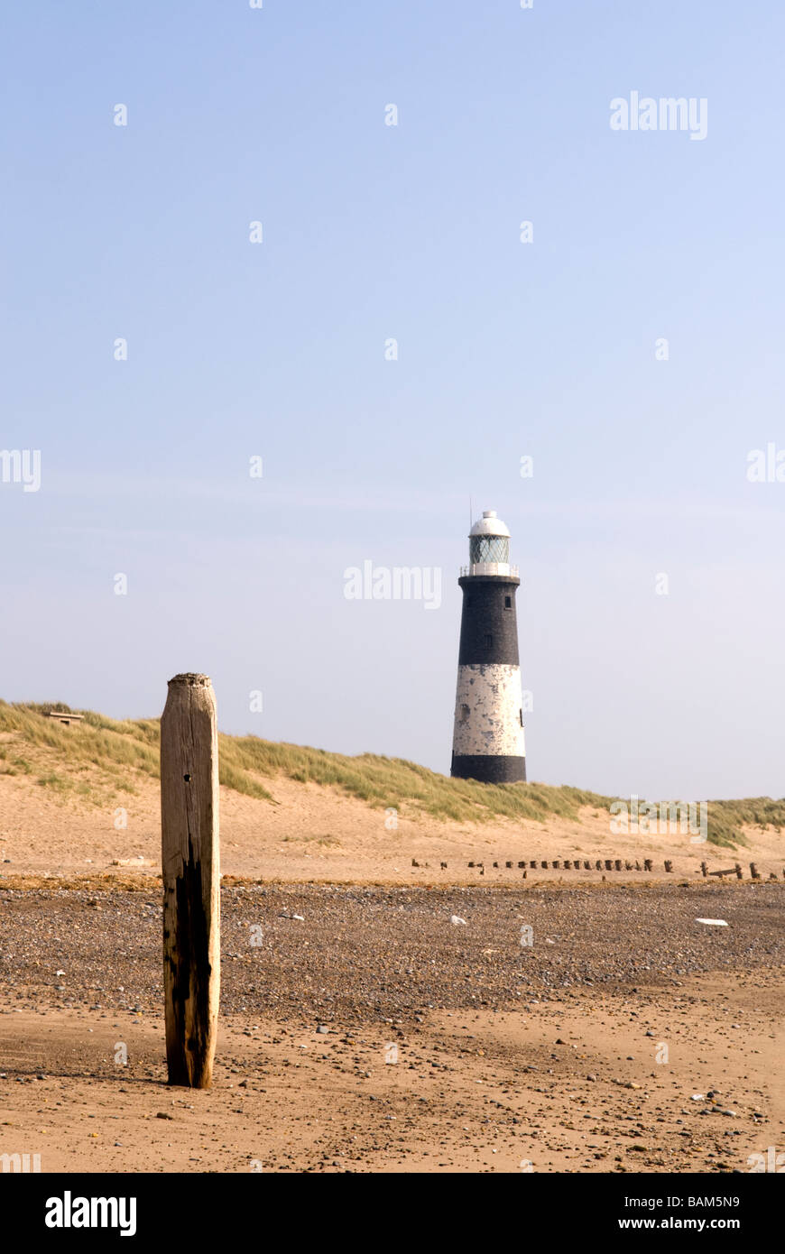 Spurn Point lighthouse Spurn Point East Yorkshire England Stock Photo ...