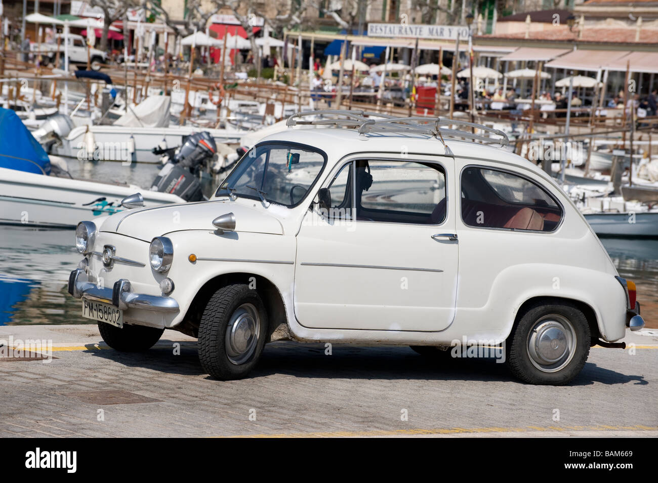 Side view of a classic 1950s white fiat 600 car in Spain Stock Photo ...