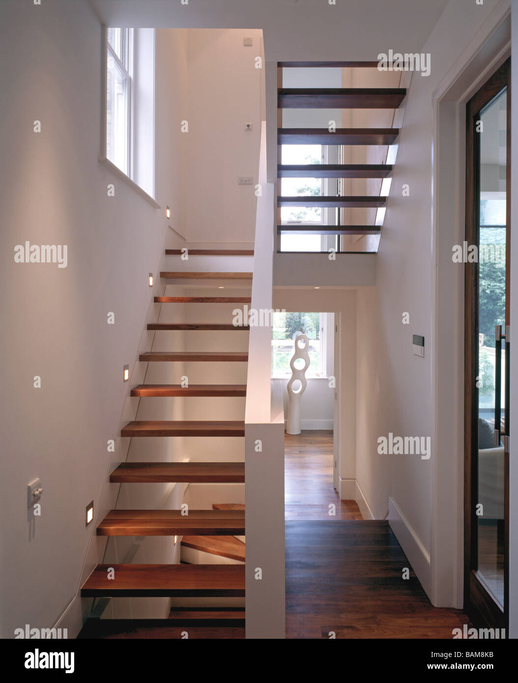 Residential private house housing interi hi-res stock photography and ...