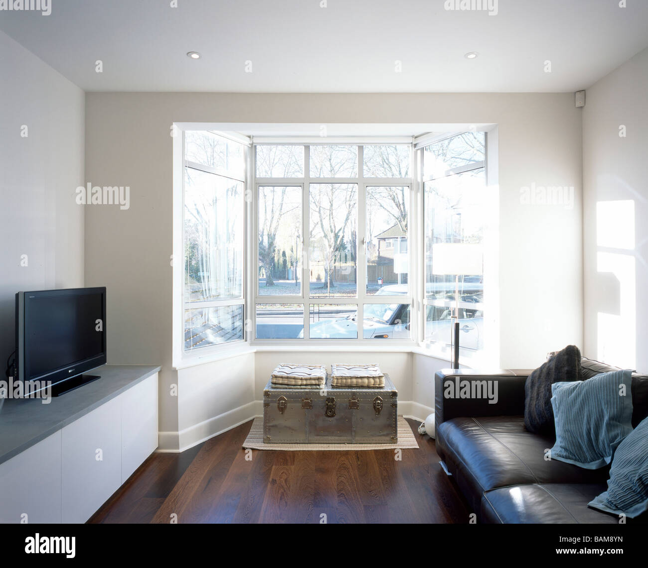 Internal sitting rooms hi-res stock photography and images - Alamy