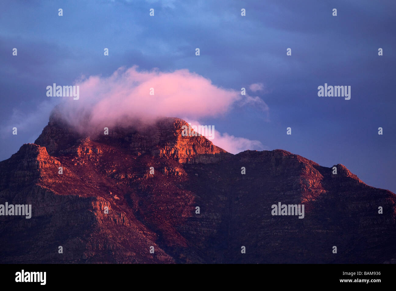 Mountain town sunset hi-res stock photography and images - Alamy