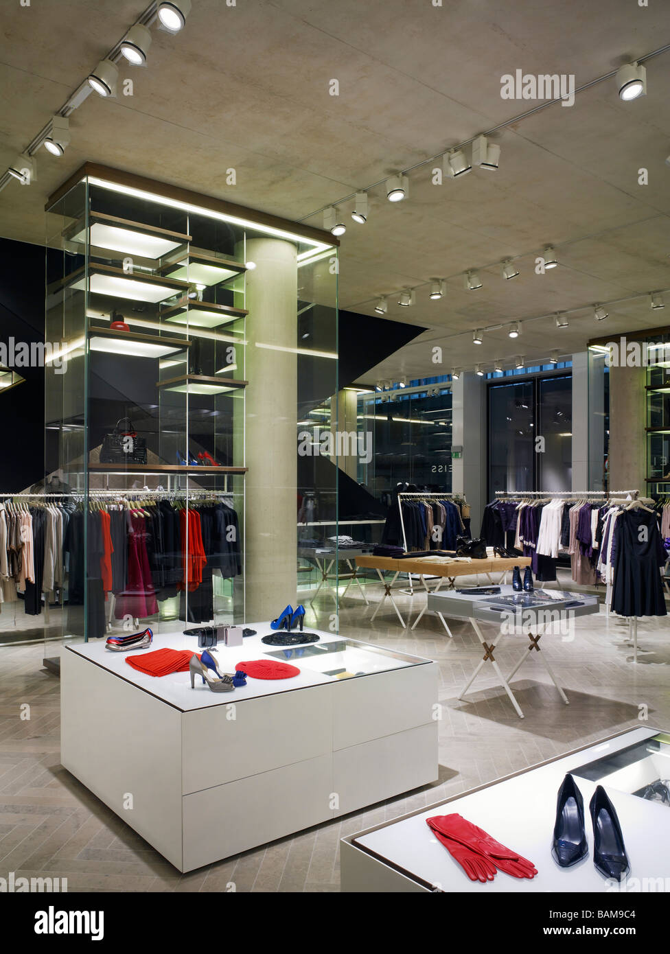 REISS FLAGSHIP STORE, UNIVERSAL DESIGN STUDIO, LONDON, UNITED KINGDOM ...