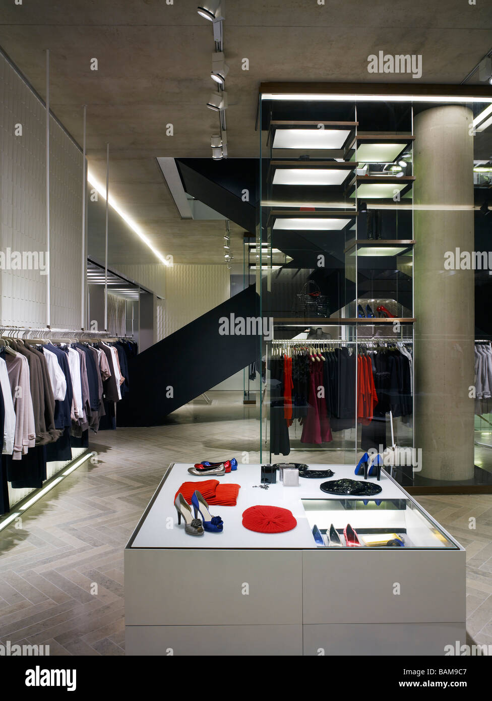 REISS FLAGSHIP STORE, UNIVERSAL DESIGN STUDIO, LONDON, UNITED KINGDOM ...