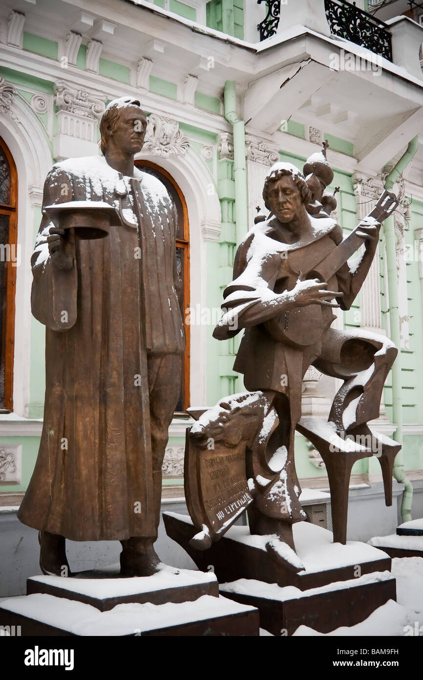 Bronze Statue In Moscow Russia High Resolution Stock Photography and ...