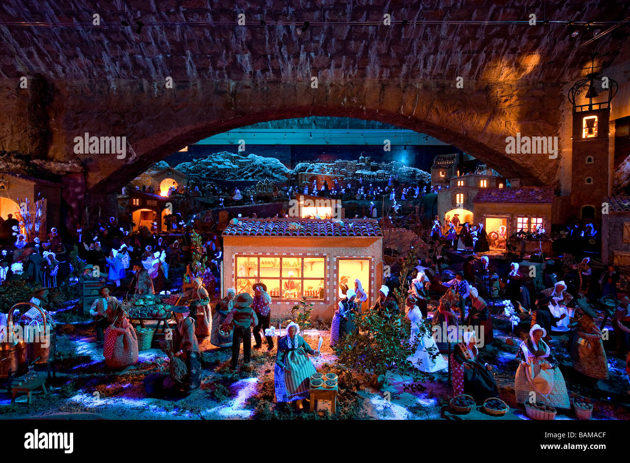 Nativity crib hi-res stock photography and images - Alamy