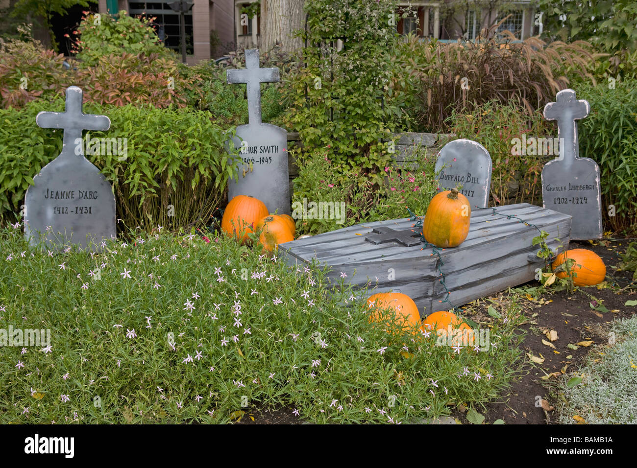 Unusual coffin hi-res stock photography and images - Alamy